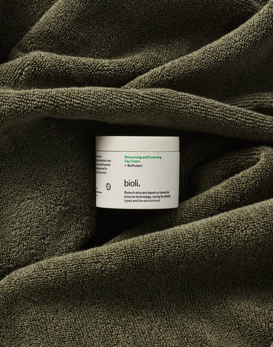100% bioactive, biodegradable, and bioconscious skincare | Bioli®